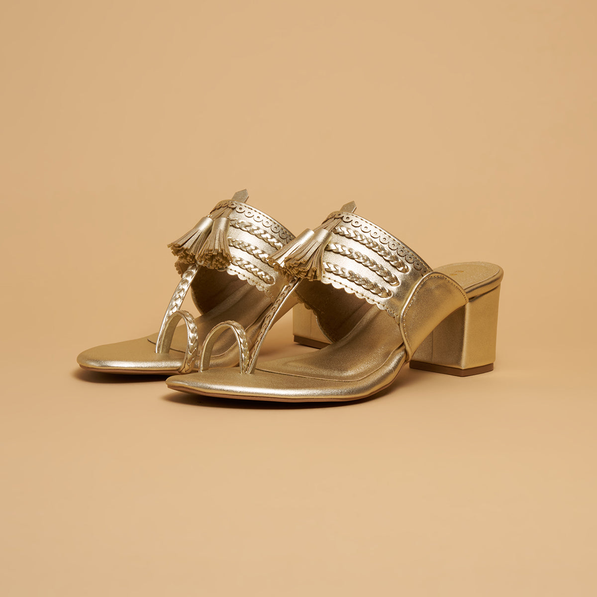 Buy Eshikaa Kolhapuri Tassel Heels in Gold Color| Eridani